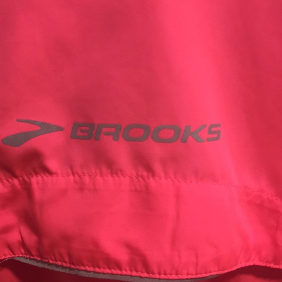 Brooks | Jackets & Coats | Brooks Pink Reflector Windbreaker | Poshmark